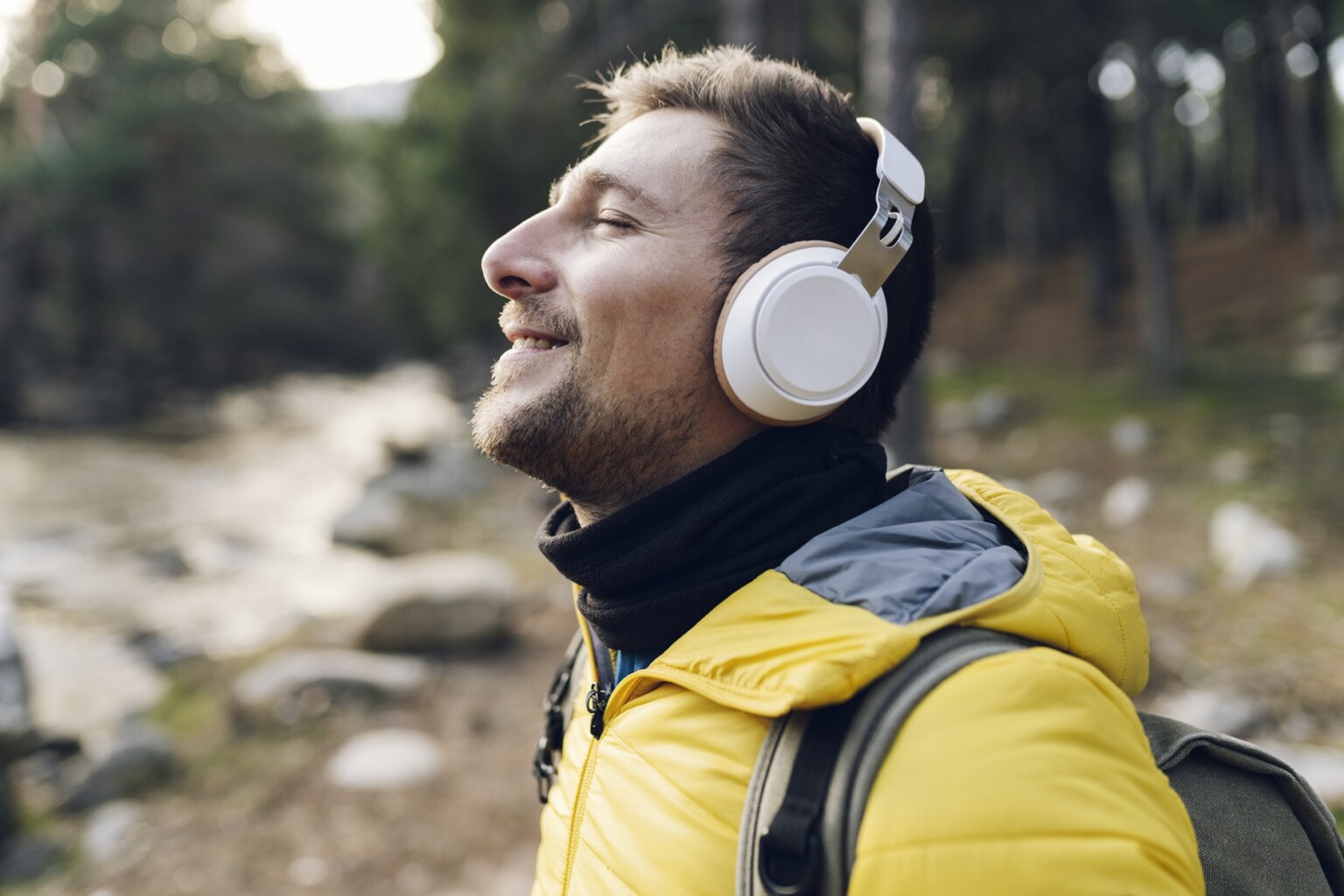 Is Singing While Hiking Acceptable? Balancing Enjoyment with Trail ...